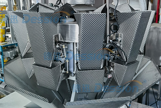 High-Speed 210 Horizontal Bag Feeding Machine For Rapid Packaging ...